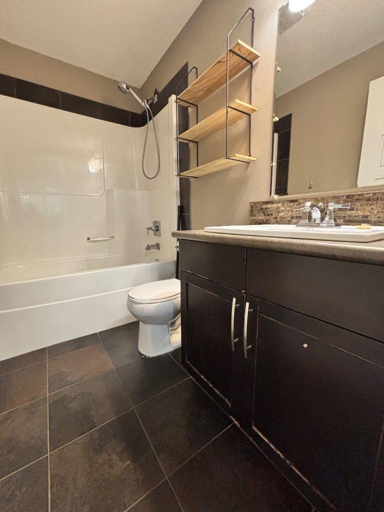 11570 76 AVENUE, GRANDE PRAIRIE, AB T8W 0B6 À vendre | REMAX | A2323095