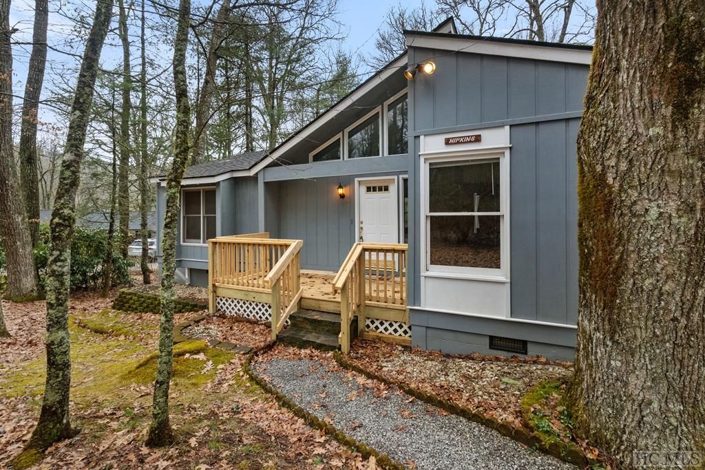 89 Rolling Woods Drive, Highlands, NC 28741, MLS #101578 - Allen Tate