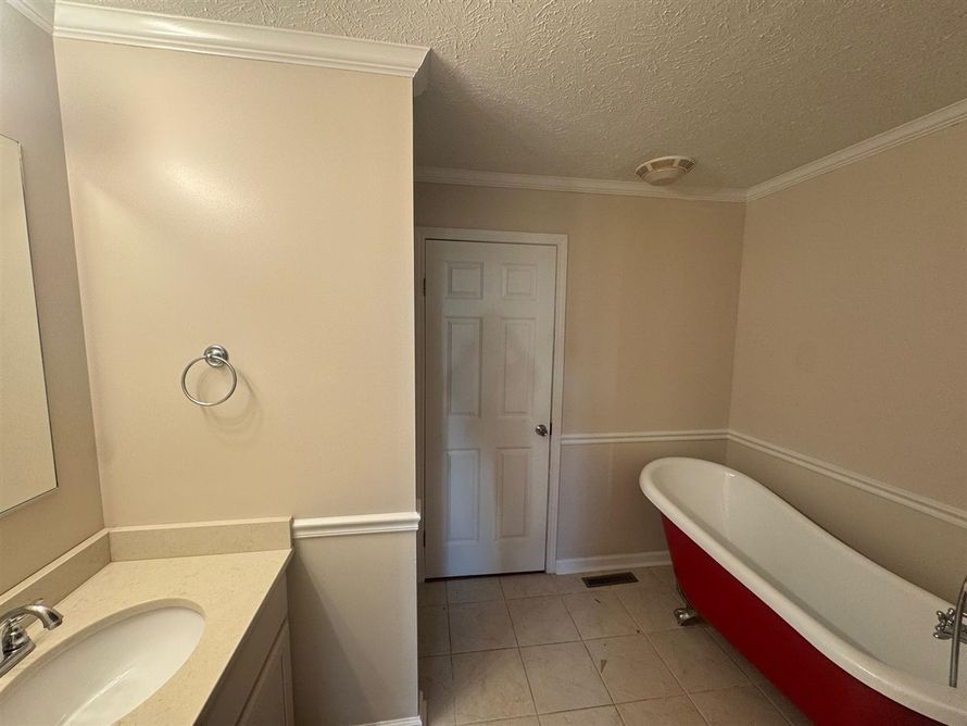 1310 Jack Smith Rd, Rockfield, KY 42274 for sale - Stessa