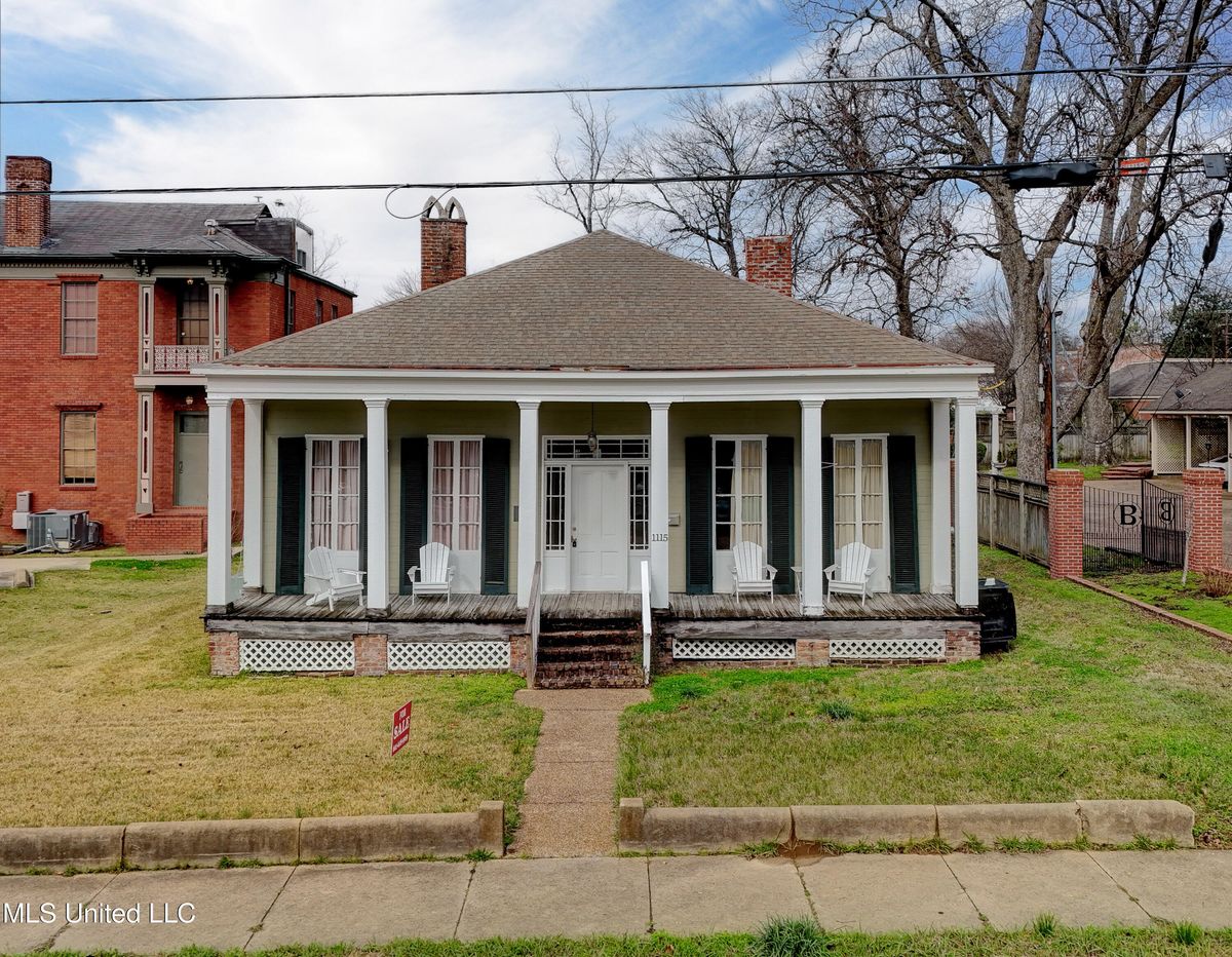 1115 Grove St, Vicksburg, MS 39183 for sale - Stessa