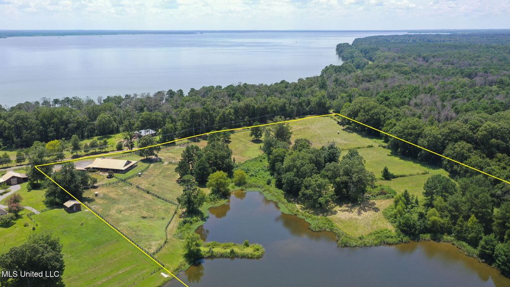 416 Twelve Oaks Trace, Canton, MS 39046 (MLS # 4122549) | Hopper Properties