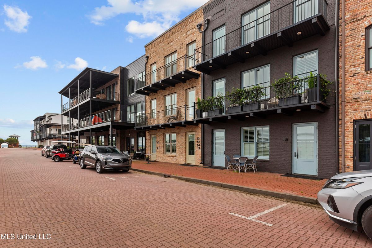 145 Republic St, Madison, MS 39110 for sale - Stessa