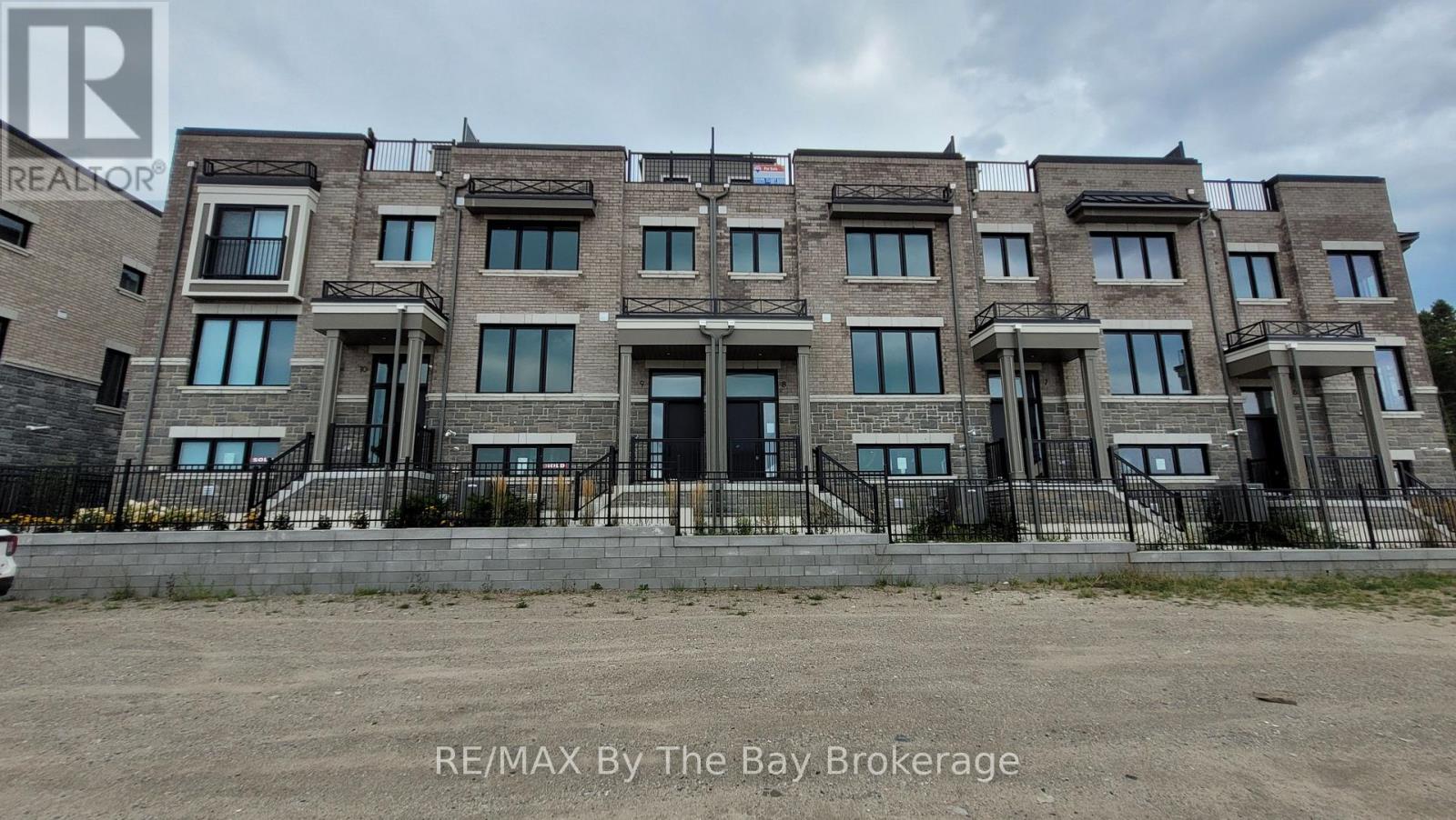 9 Julia Circle, Wasaga Beach ON Real Estate Listing | exitrealty.com®