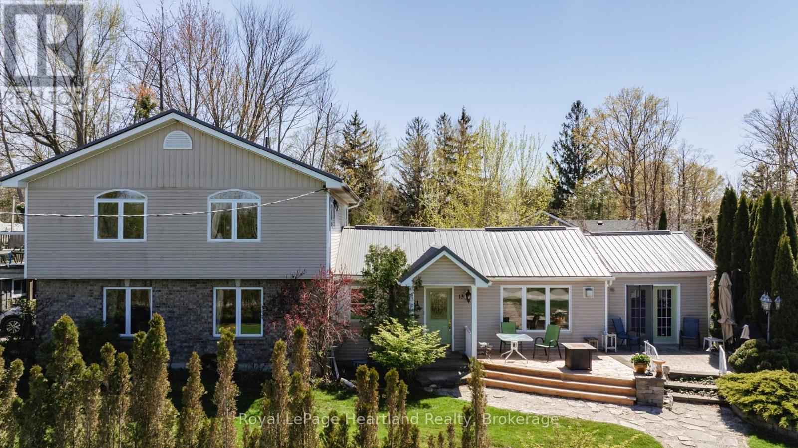 13 Ravine Park S Road, Goderich (Goderich (Town)) ON Real Estate ...