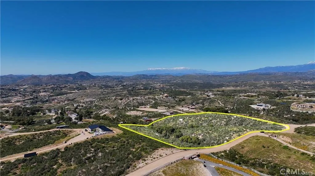 Bruce Lane, Temecula, CA 92592 | SW26113921 | Nestfully