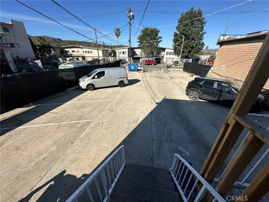 7780 Foothill Boulevard, Tujunga, CA 91042 | GD26000402 | Nestfully