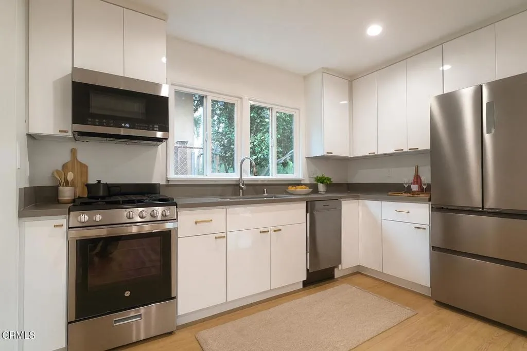 3170 Larga Avenue, Los Angeles, CA 90039 | P1-24446 | Nestfully