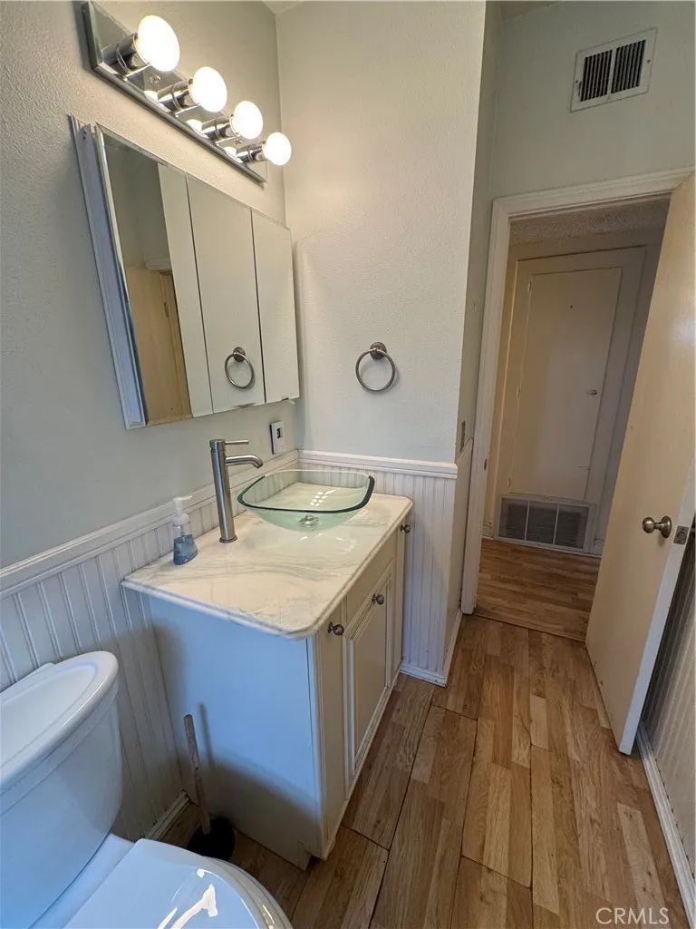 249 E Wilson St, Costa Mesa, CA 92627 - Canadian Real Estate Listings ...