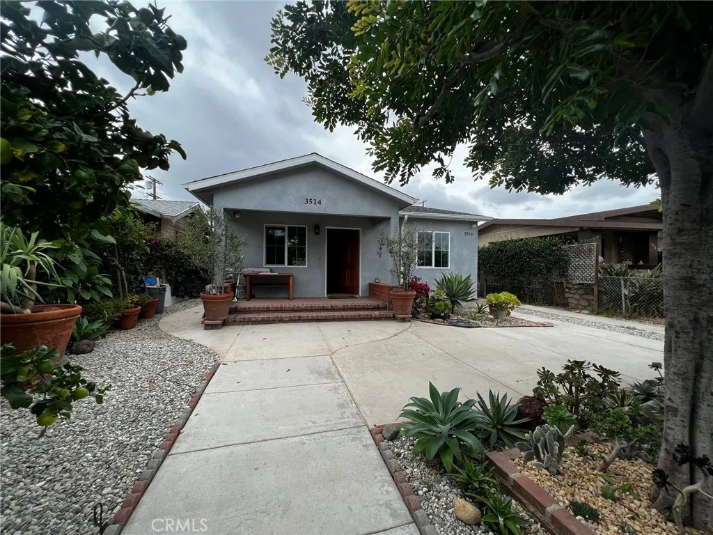 3514 S Gramercy Place, Los Angeles, CA 90018 | MLS PW25111378 | Listing ...