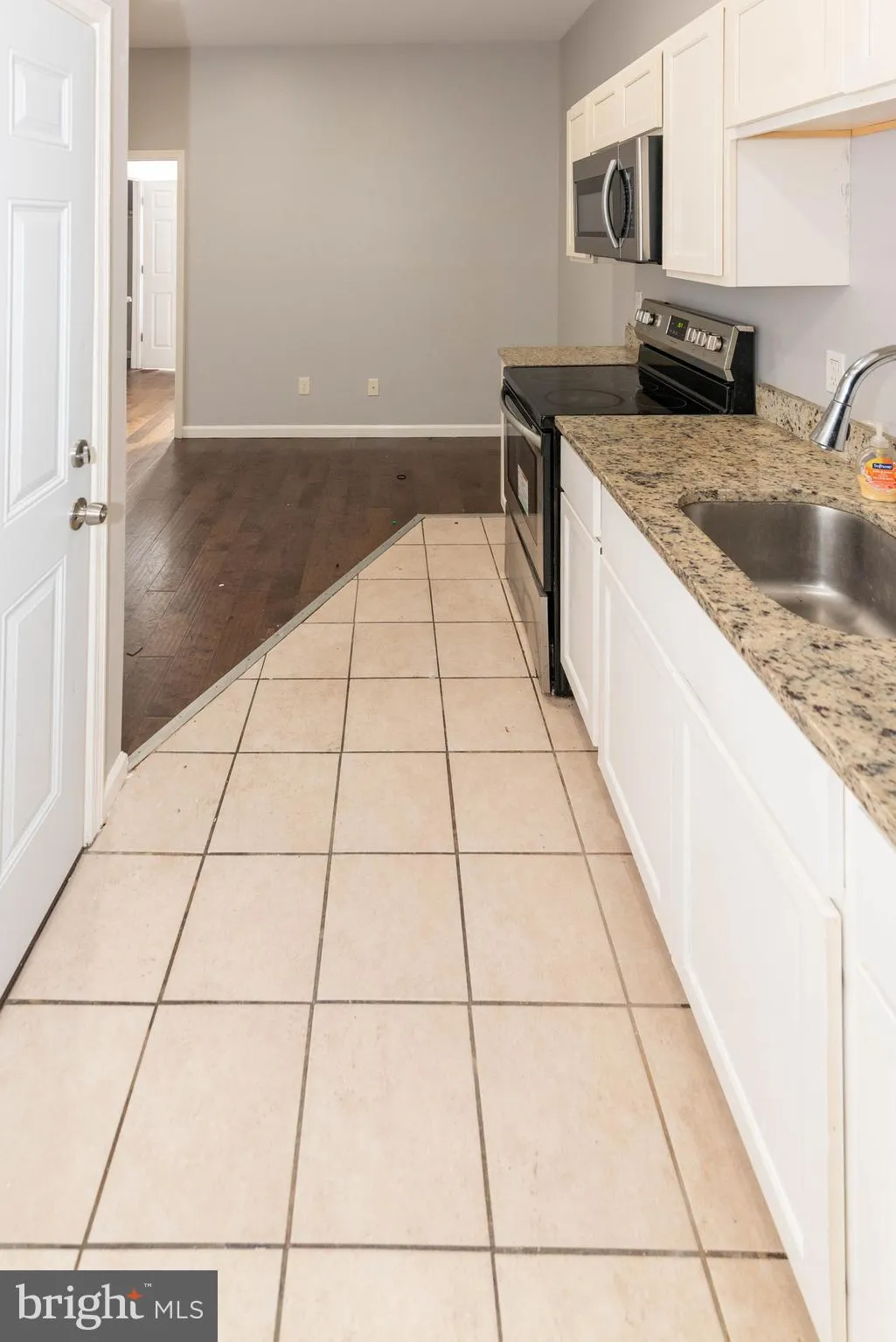 2424 N Calvert Street, Baltimore, MD 21218 | MLS MDBA2178470 | Listing ...