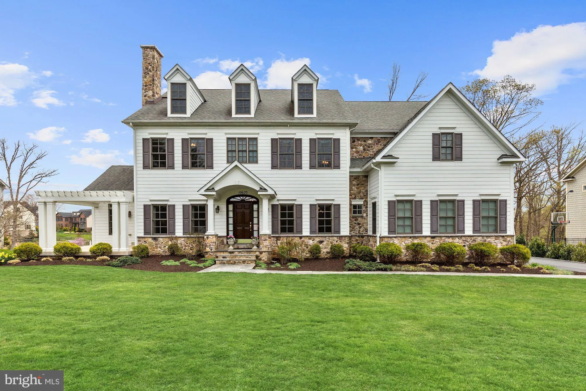 4146303065.jpeg?format=webp