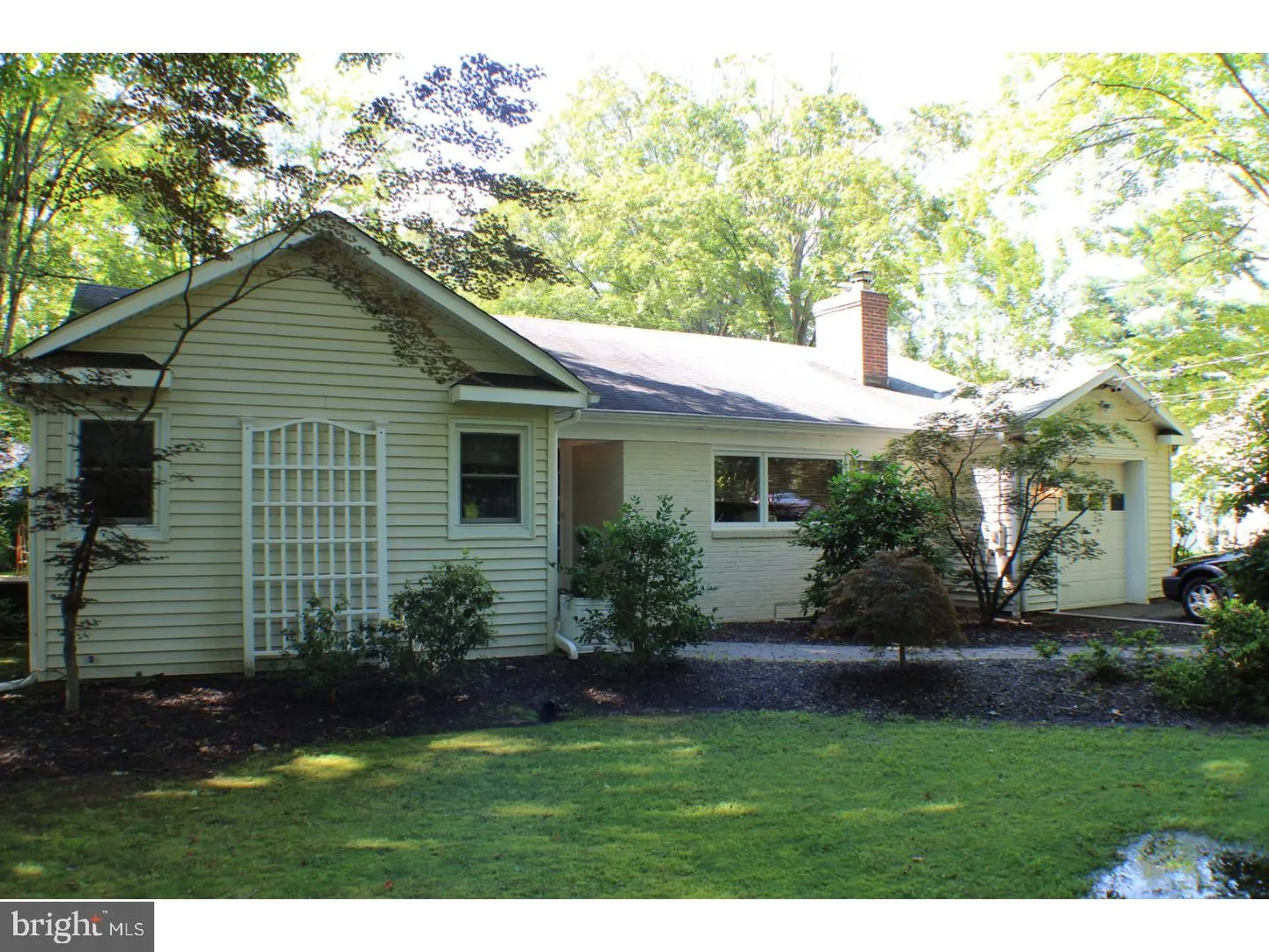 1933415764.jpeg?format=webp