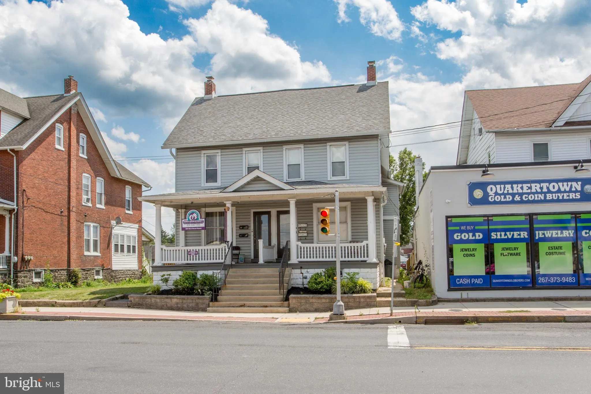 400 & 402 W Broad Street, Quakertown, PA 18951 | MLS PABU2101910 ...
