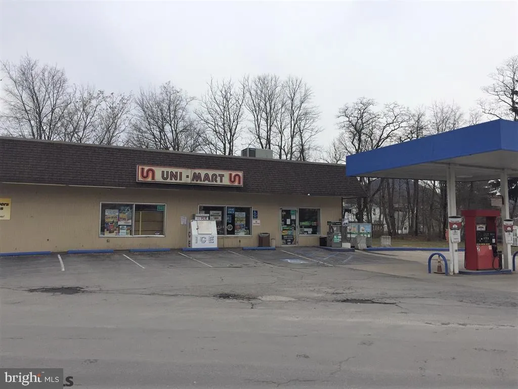 3 Center Street, Milroy, PA 17063 | MLS PAMF2000434 | Listing ...