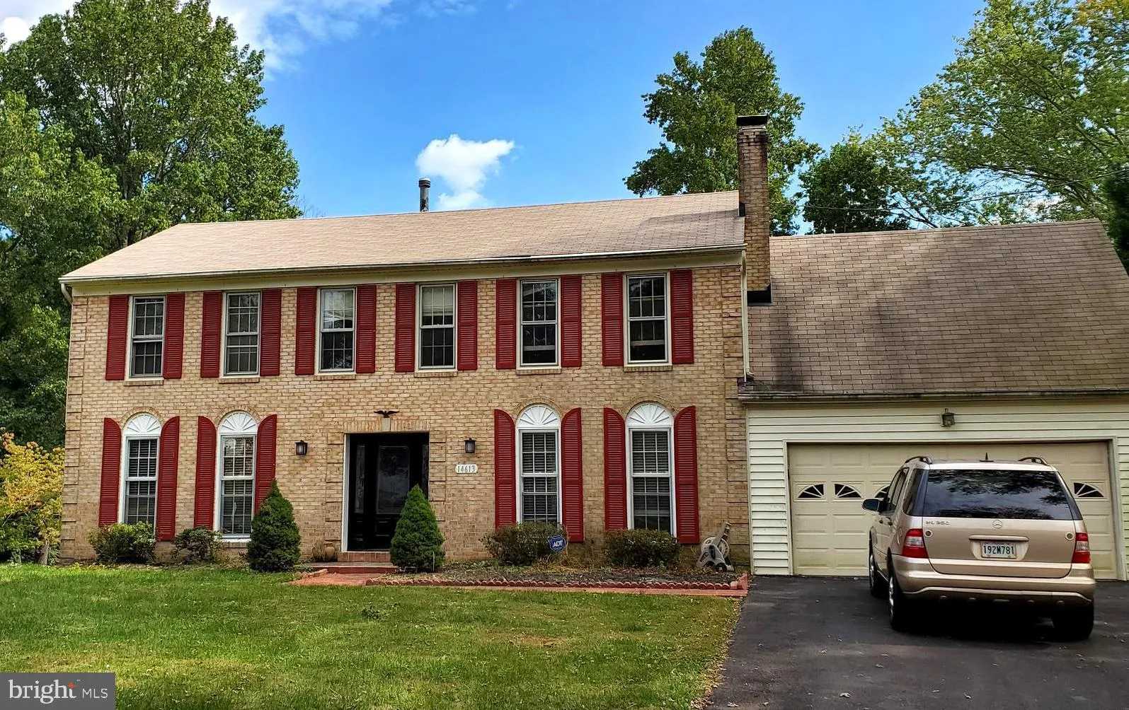 1028888771.jpeg?format=webp