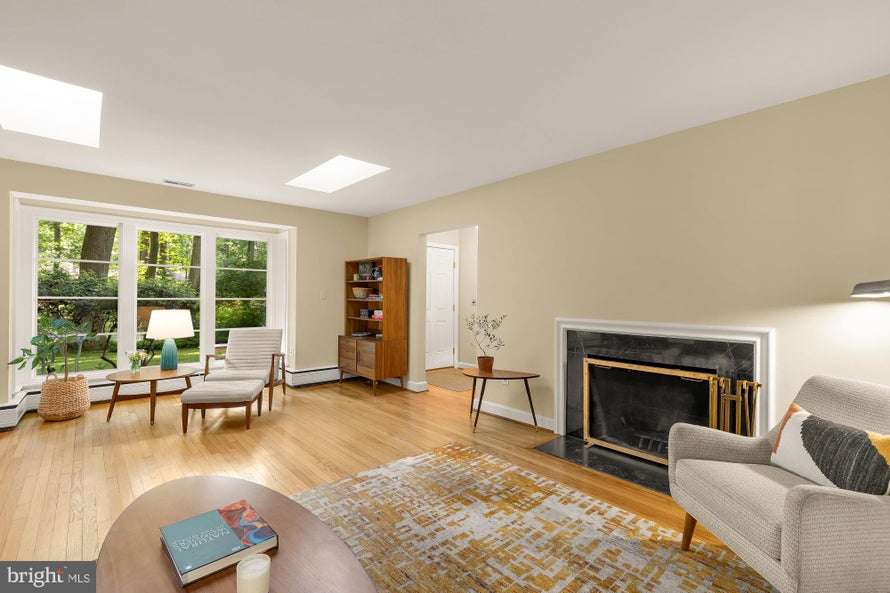 1109 Crowfoot Ln, Silver Spring, MD 20904 for sale - Stessa
