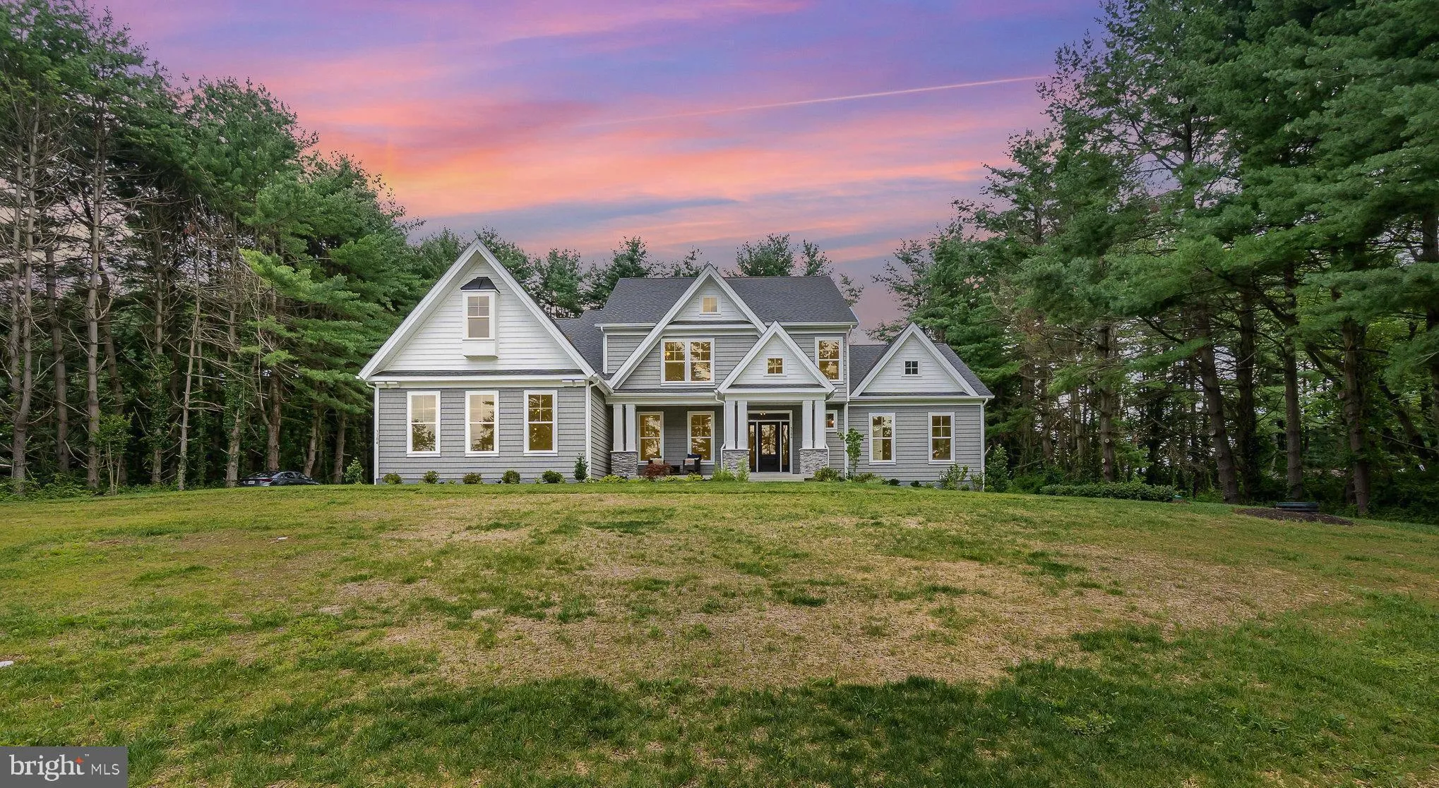 3330031955.jpeg?format=webp