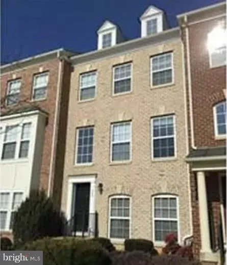 1303 Wilcox Avenue, Fredericksburg, VA 22401 | MLS VAFB2003746 ...