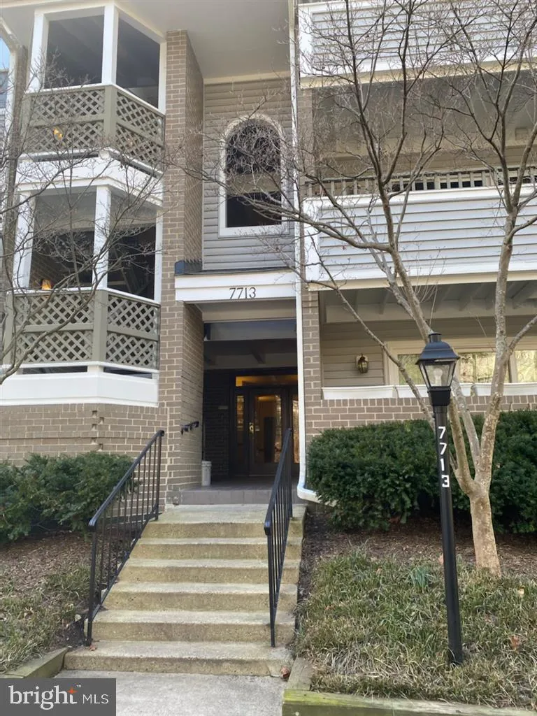 7713 Lafayette Forest Drive Unit 12, Annandale, VA 22003 | VAFX2112636 ...