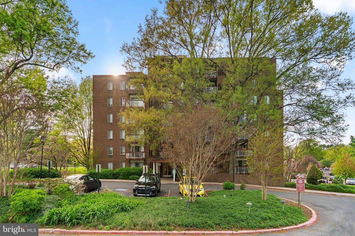 10850 Green Mountain Cir Unit 203, Columbia, MD 21044 for sale - Stessa