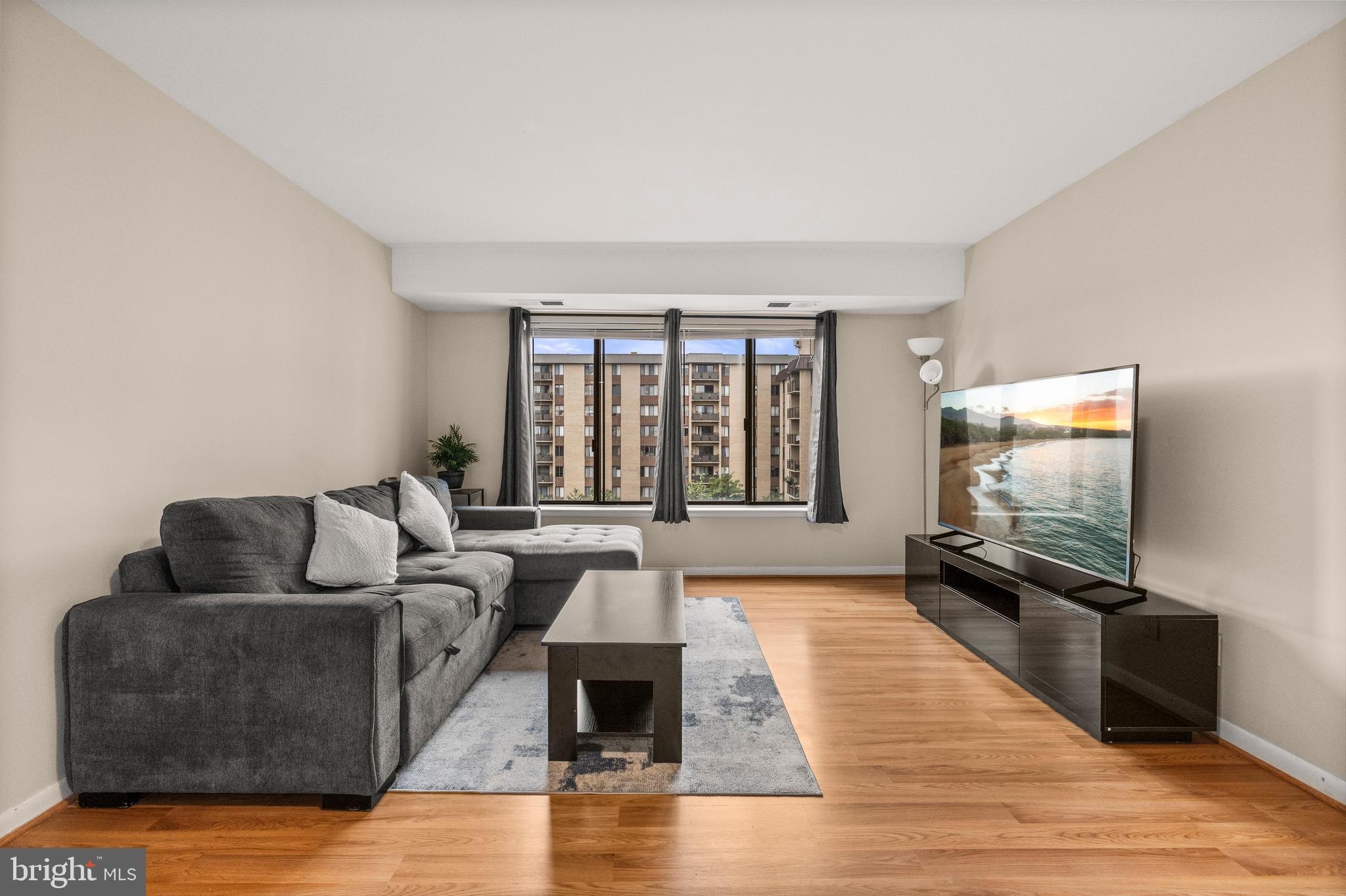 3100 S Manchester Street #813 For Sale, FALLS CHURCH, VA 22044 Condo | ByOwner