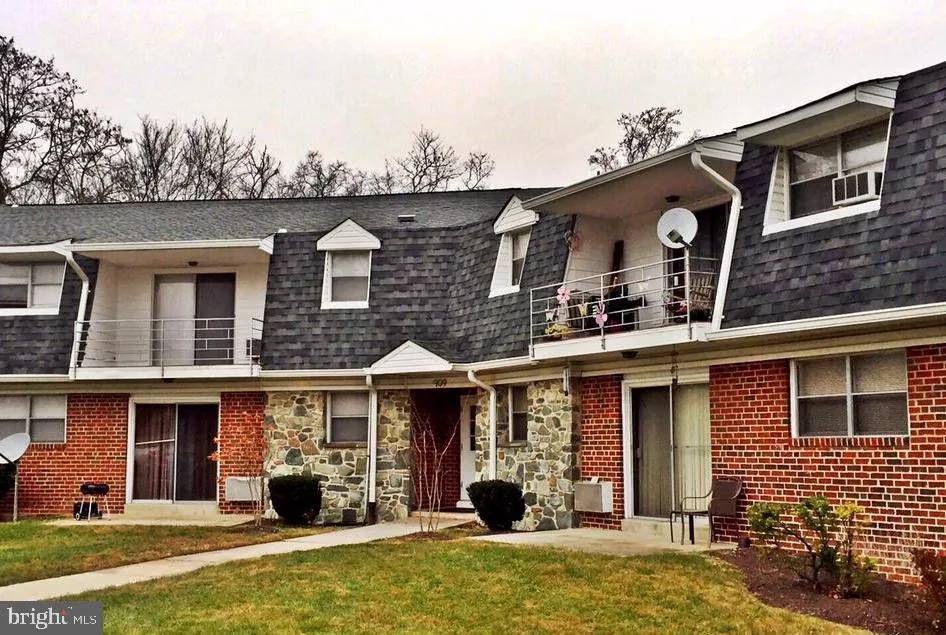 89243693.jpeg?format=webp