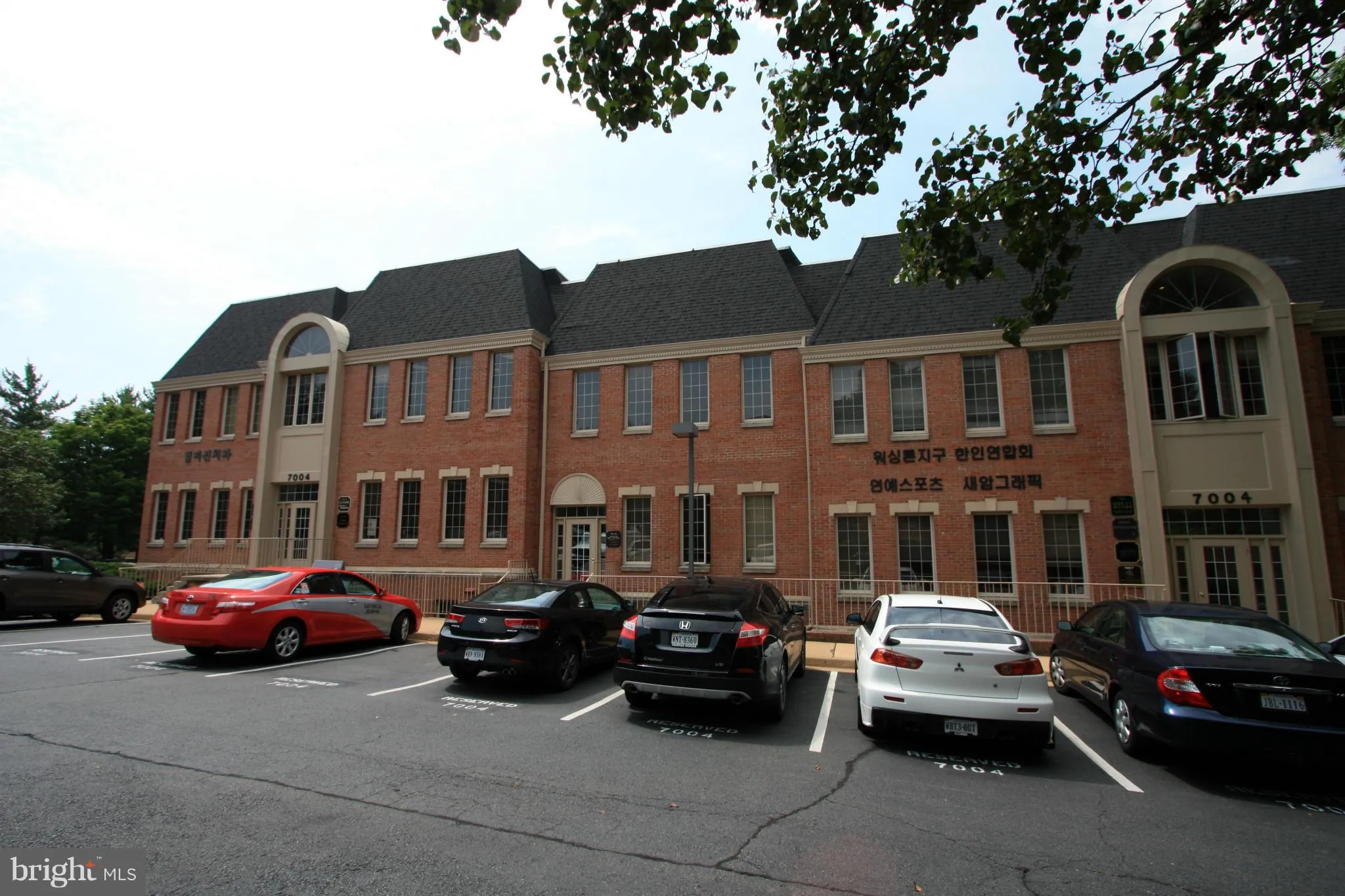 1692211300.jpeg?format=webp