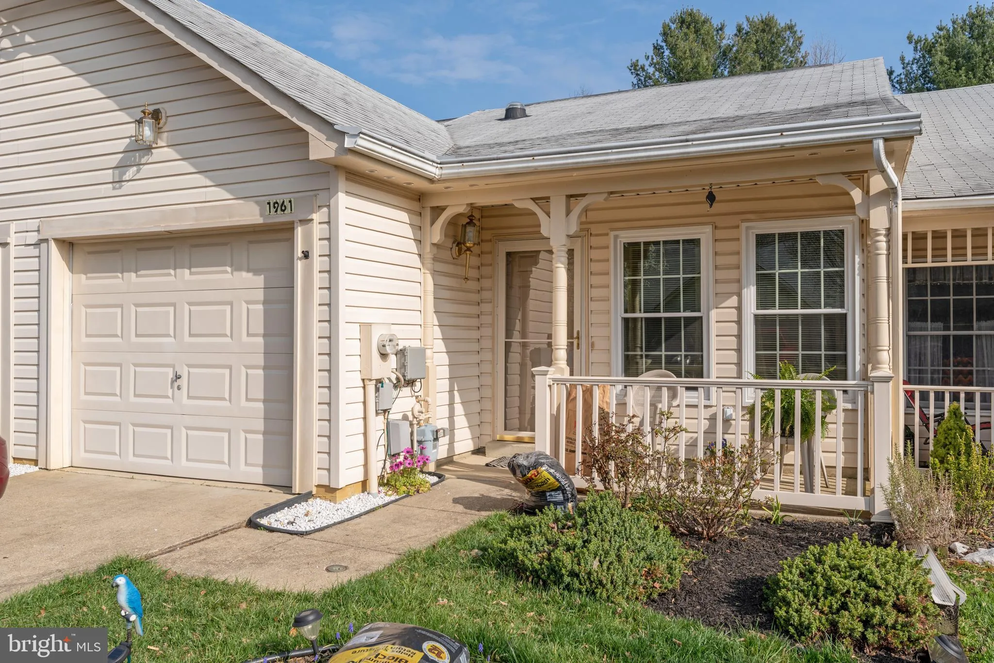 3544242435.jpeg?format=webp