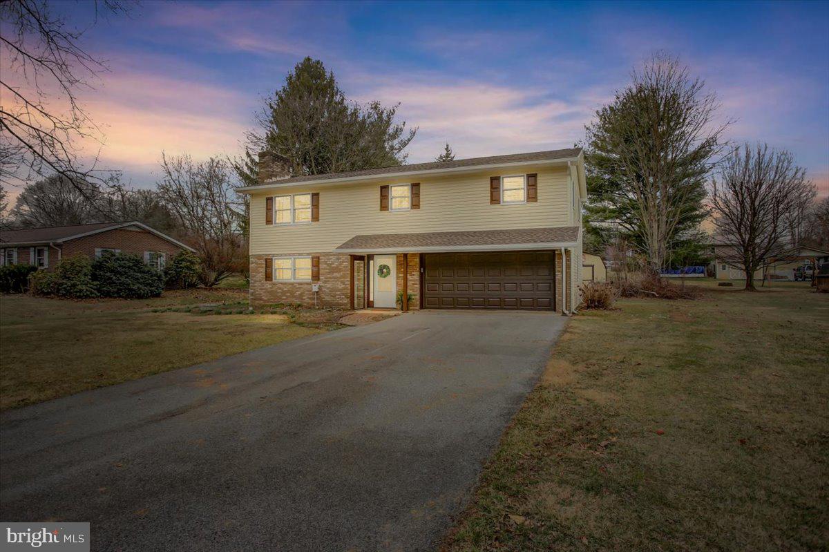 1071 WILLOWBROOK DRIVE, CHAMBERSBURG, PA, 17202 • JAK Real Estate