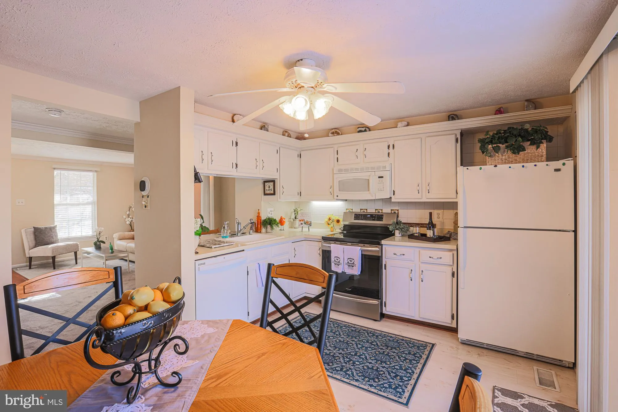 2478497304.jpeg?format=webp