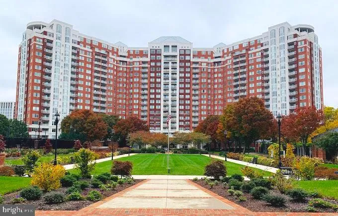 1512924894.jpeg?format=webp