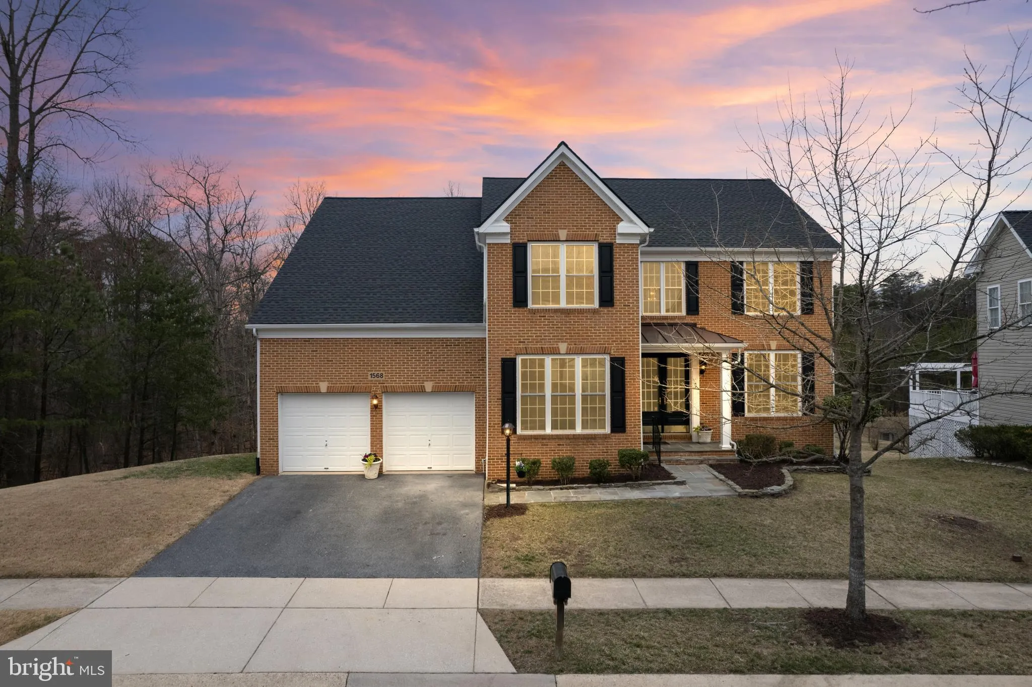 2711356302.jpeg?format=webp