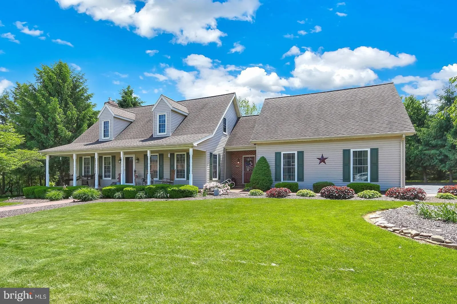 306 Glenview Road, Spring Grove, PA 17362 - MLS 1001646734 - Berkshire ...