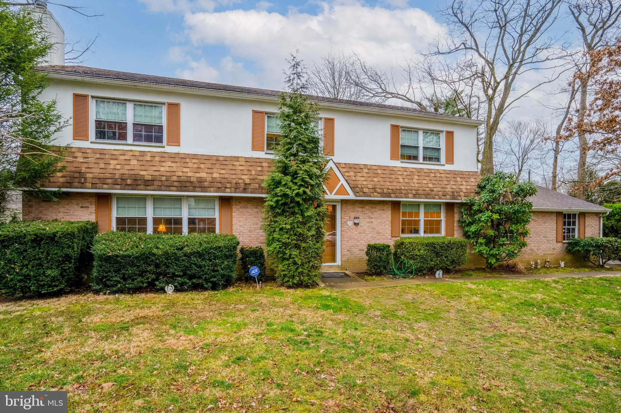 1967874675.jpeg?format=webp