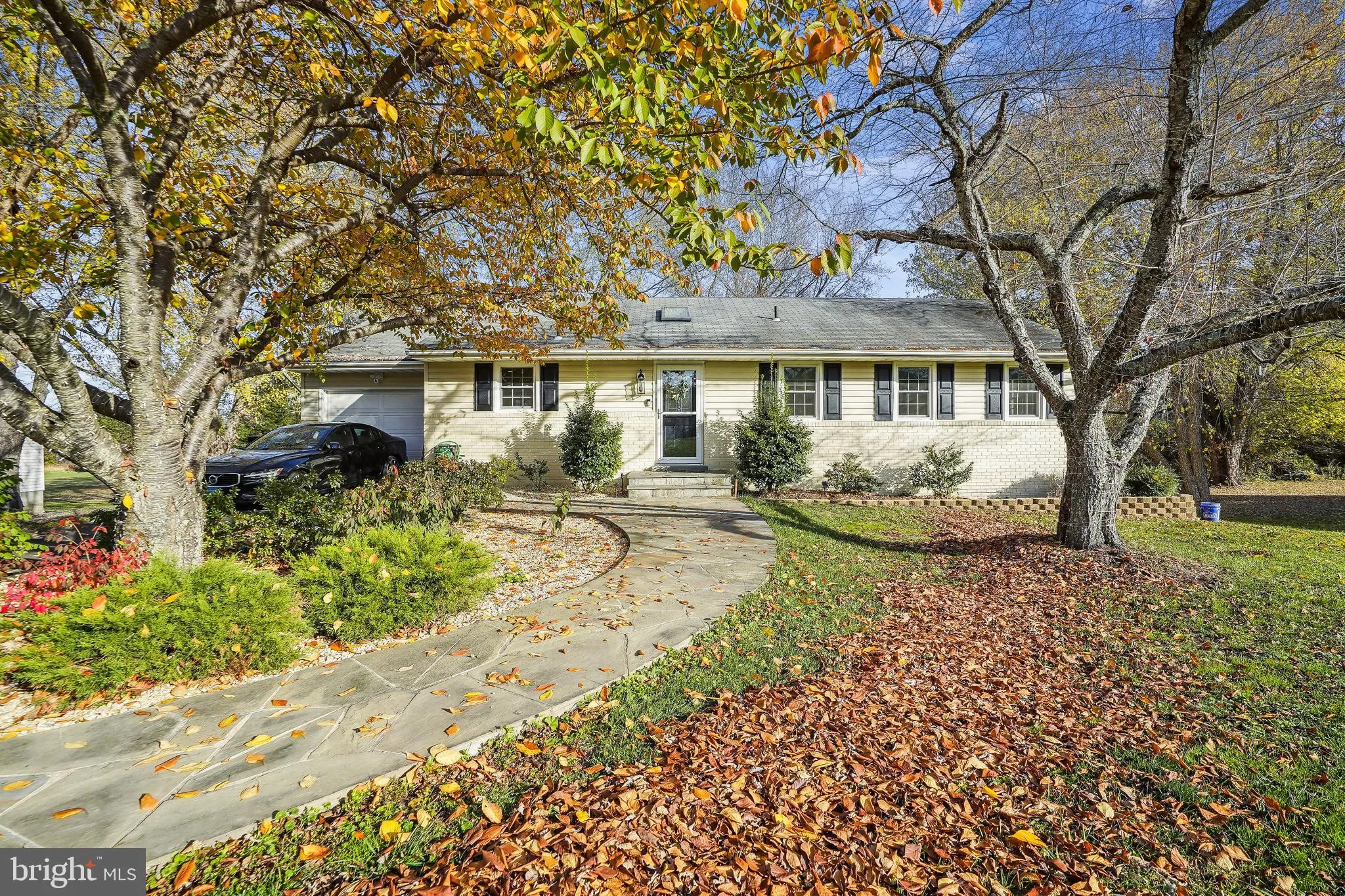 3703 Sanders Lane, Catharpin, VA 20143 | MLS VAPW2041100 | Listing ...