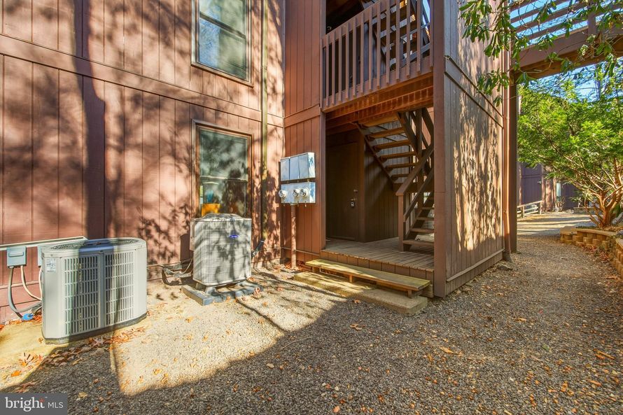 274 The Hill Rd # 13A, Basye, VA 22810 for sale - Stessa