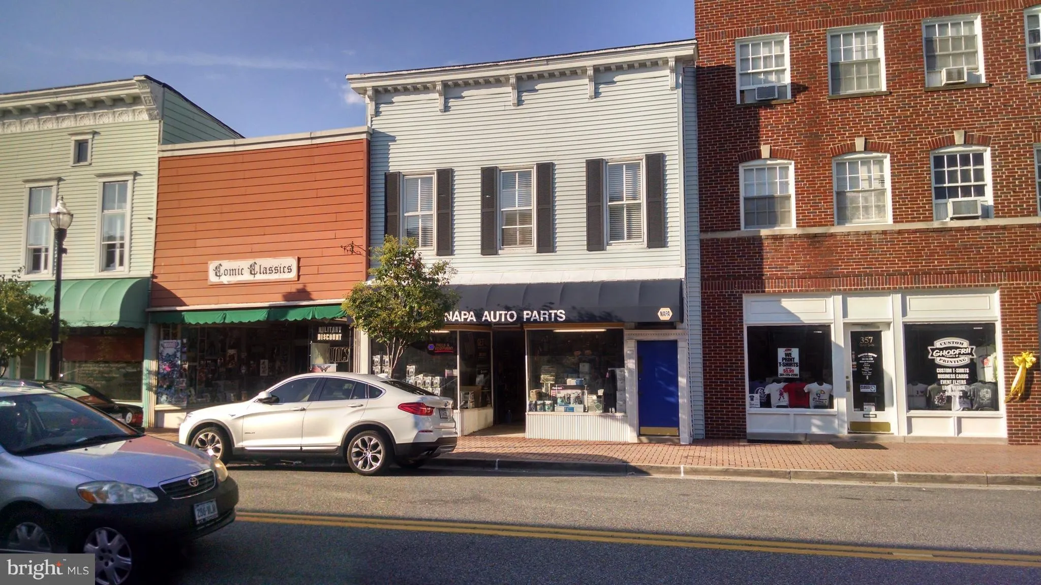 3196395008.jpeg?format=webp