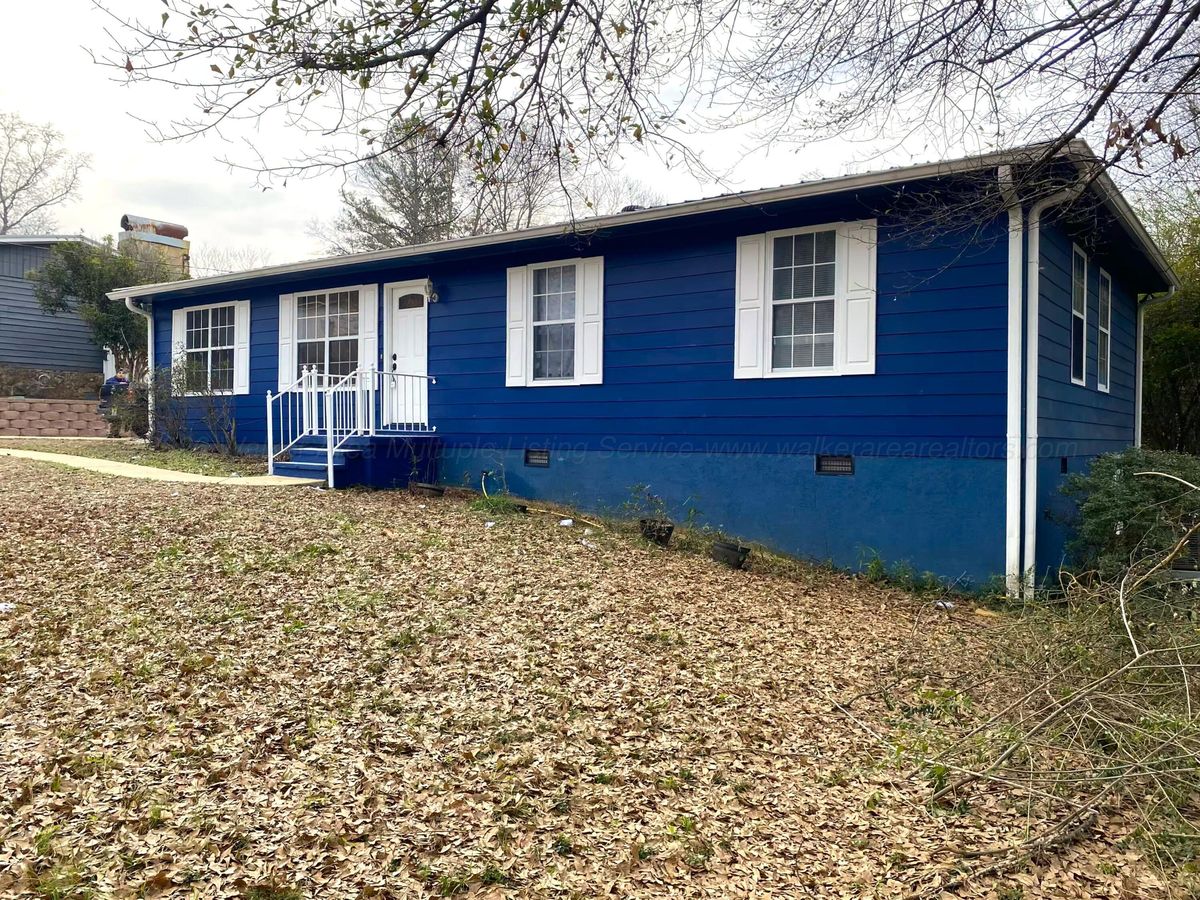 131 Dickerson Cir, Dora, AL 35062 for sale - Stessa