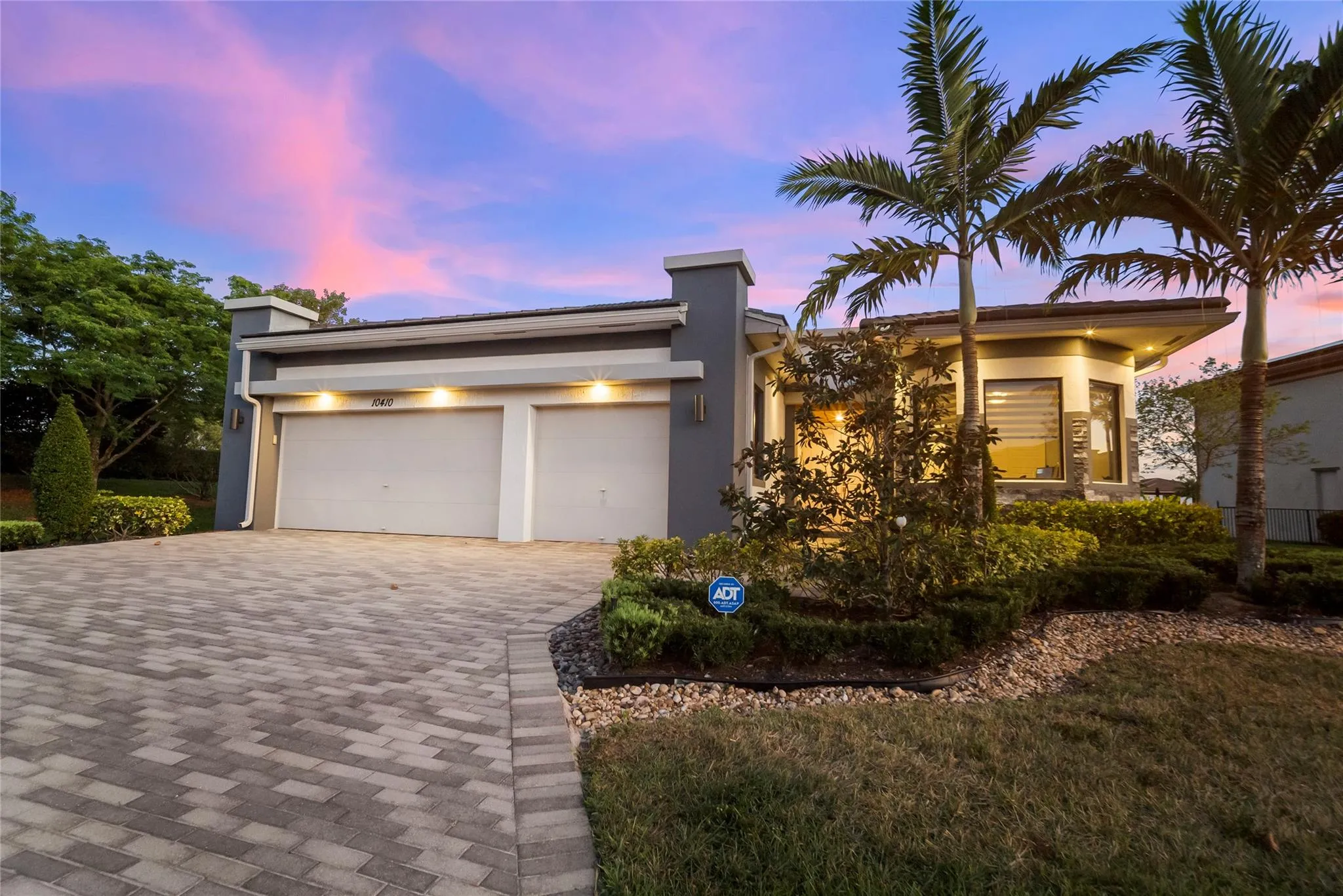 10410 S Lago Vista Cir, Parkland, FL 33076 | F10434740 | Nestfully