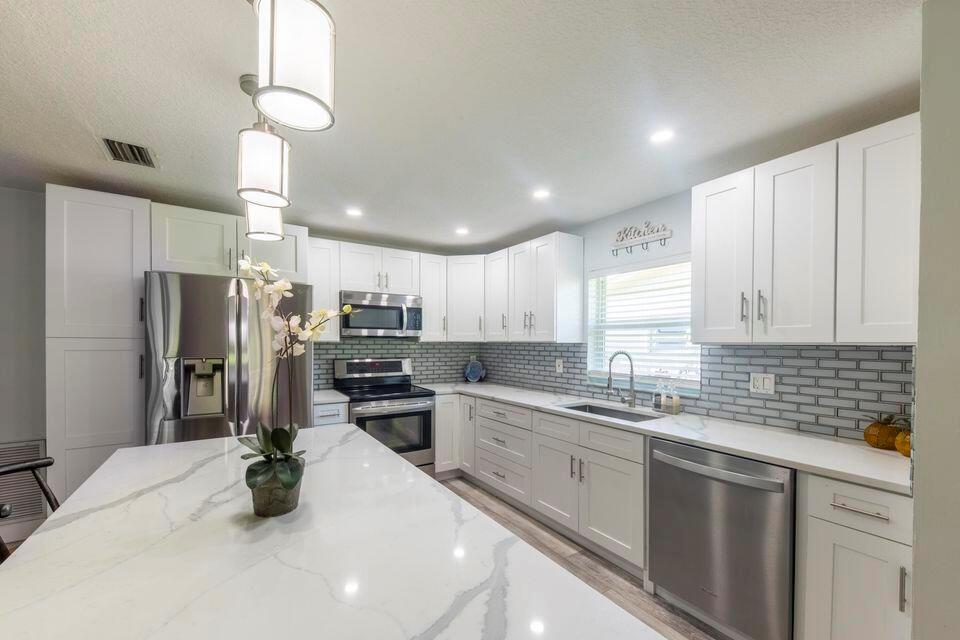 13401 Via Vesta A, Delray Beach FL Real Estate Listing | exitrealty.com®
