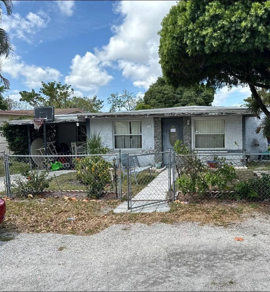 2351 NW 3rd St, Pompano Beach, FL 33069 | F10435478 | Nestfully