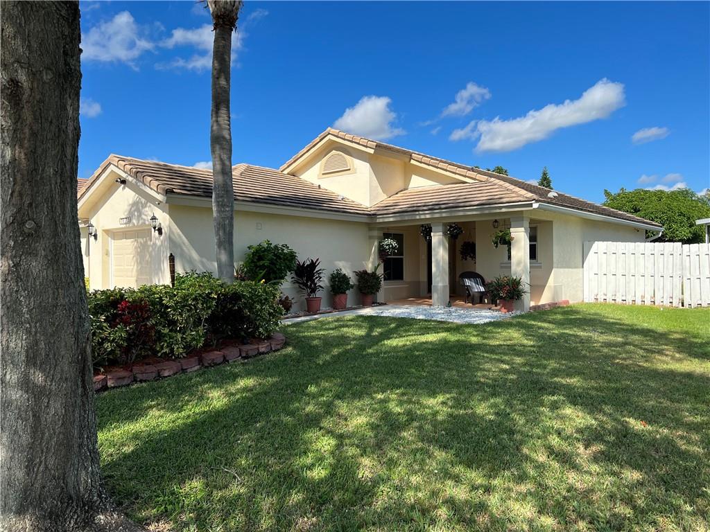 7892 Manor Forest Ln, Boynton Beach, FL 33436, US | Buy, Sell, Rent ...
