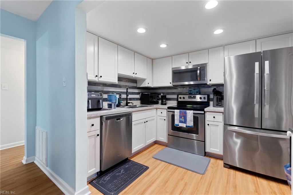 5680 Weblin Drive, Virginia Beach, VA 23462 | MLS 10524279 | Listing ...