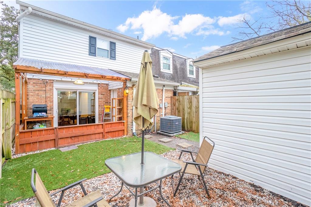 5680 Weblin Drive, Virginia Beach, VA 23462 | MLS 10524279 | Listing ...