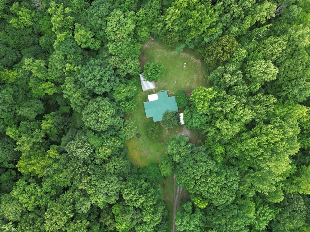 145 Sloop Point Road, Spring Grove, VA 23881 | MLS 10539823 | Listing ...