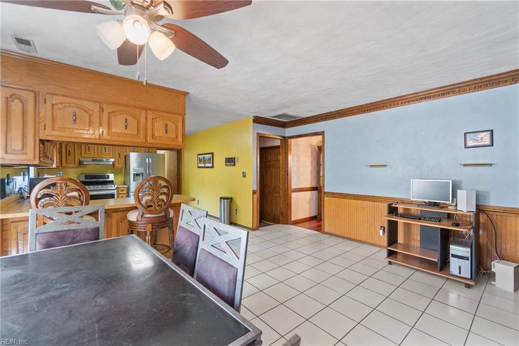 439 Ivy Crescent, Chesapeake, VA 23325 | MLS 10537420 | Listing ...
