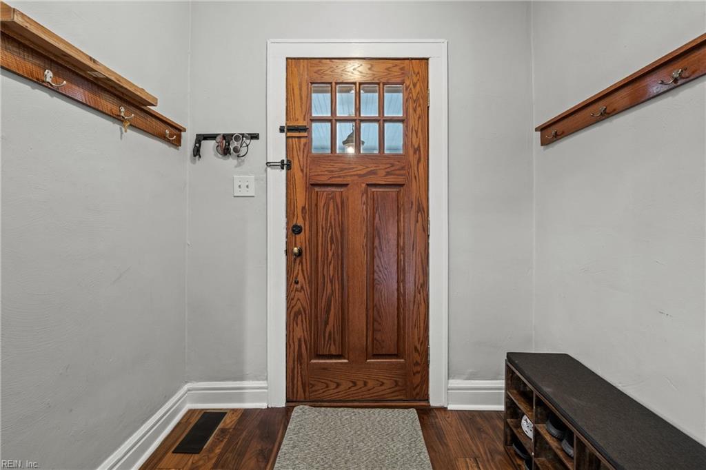 1015 Brandon Avenue, Norfolk, VA 23507 | MLS 10533012 | Listing ...