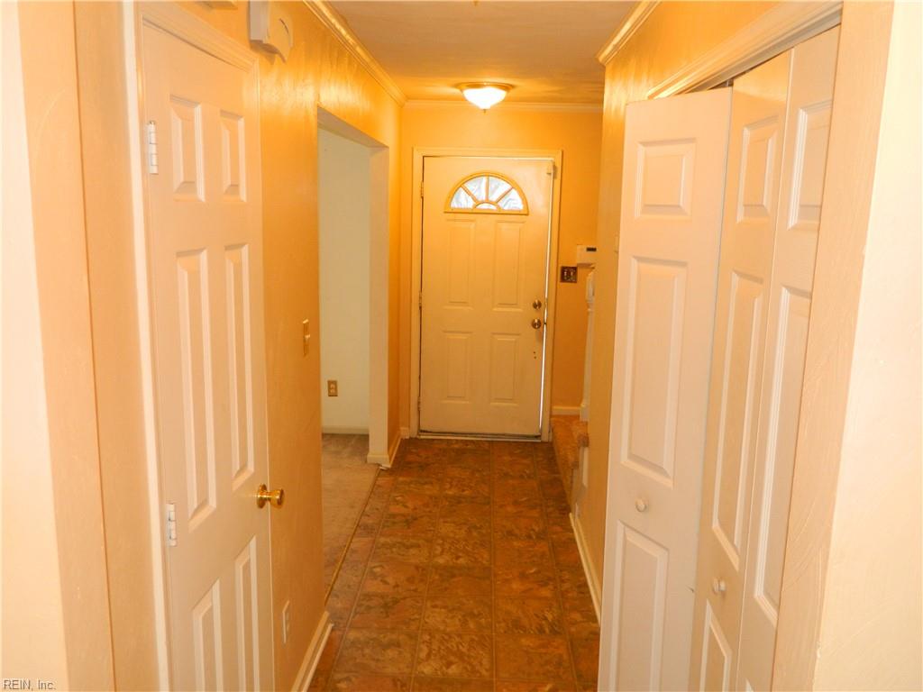 7546 Diven Street, Norfolk, VA 23505 | MLS 10418012 | Listing ...