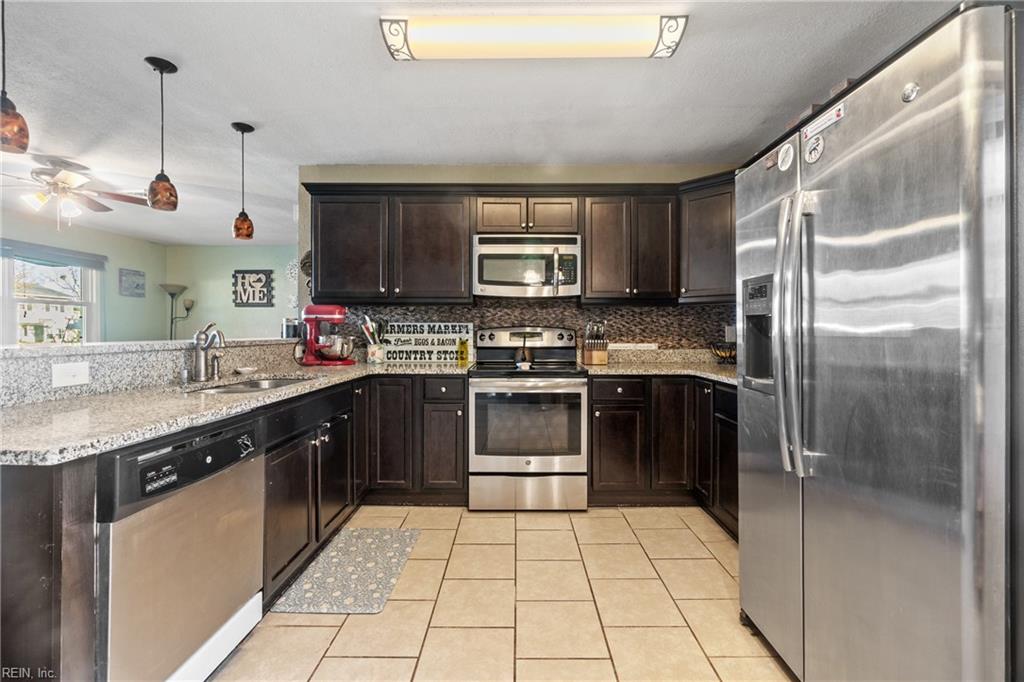 853 Kings Arms Drive, Virginia Beach, VA 23452 | MLS 10520351 | Listing ...