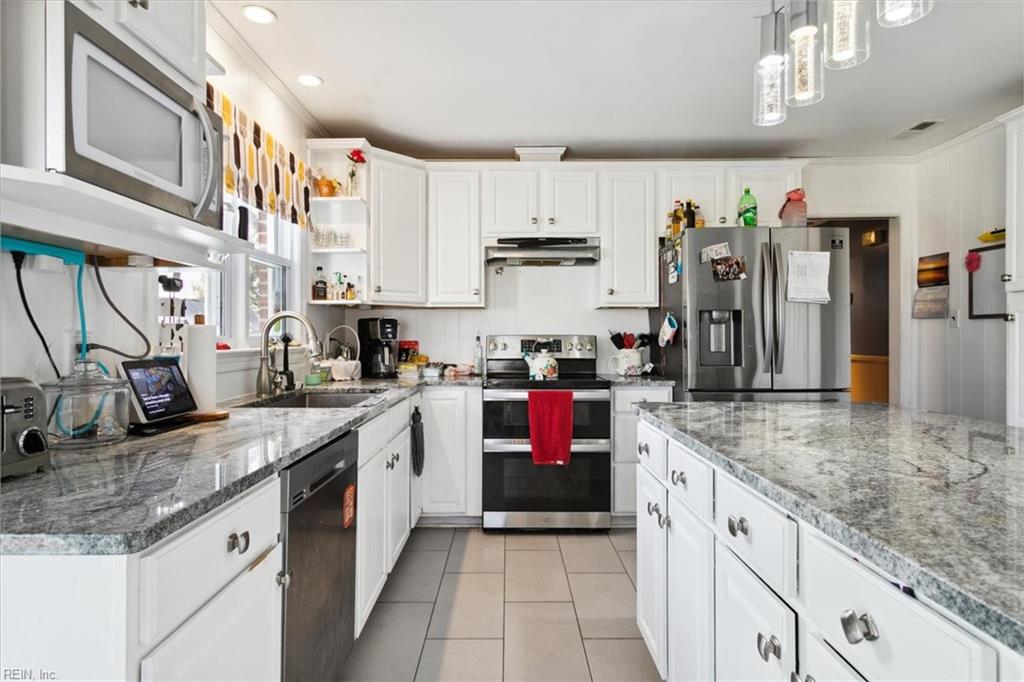 510 Dandy Loop Road, Yorktown, VA 23692 | MLS 10475031 | Listing ...